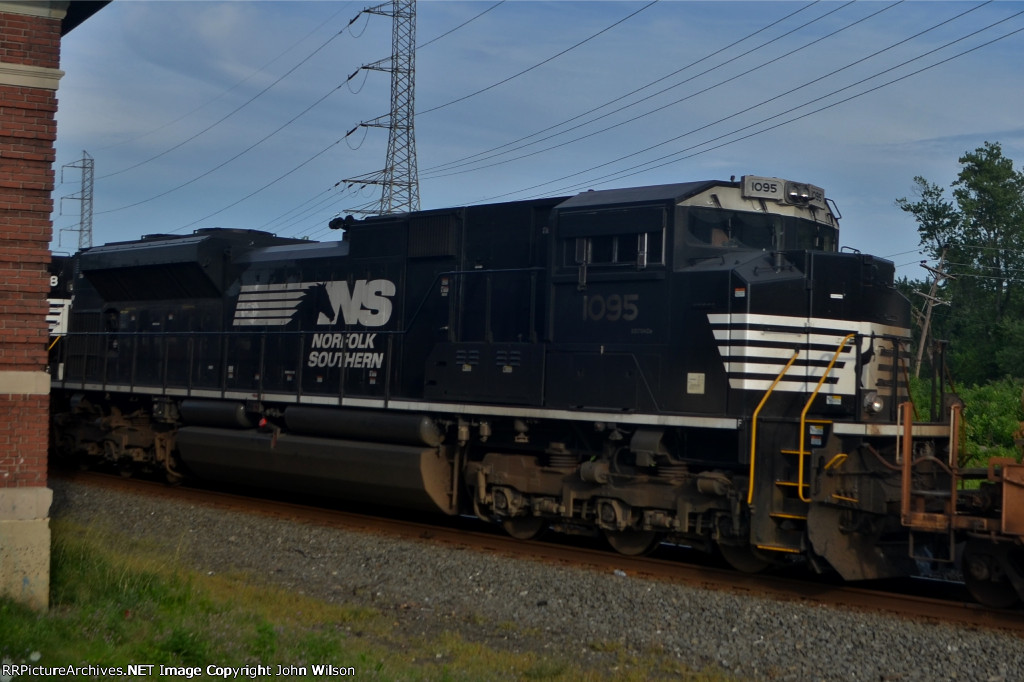 NS 1095